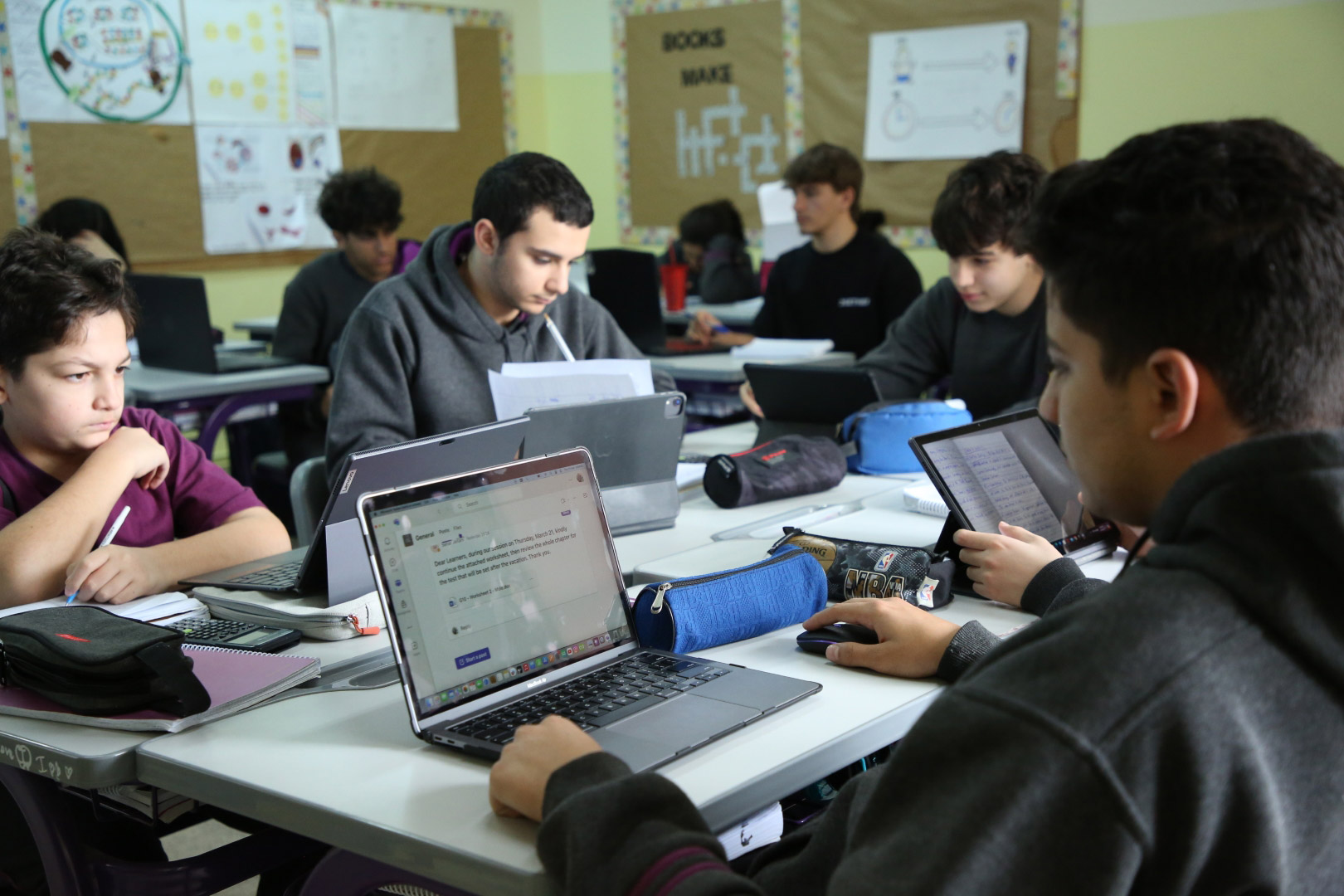 Home - LWIS - Universal School of Lebanon